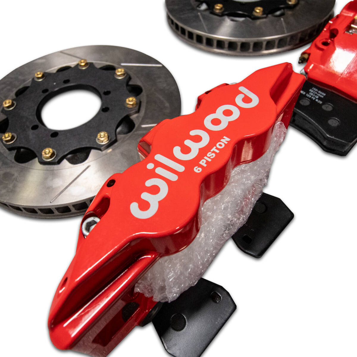 Predator Inc: HMMWV 6-Piston Big Brake System