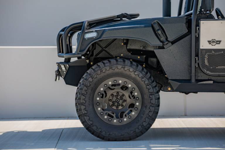 HMMWV D-Ring Heavy Duty Brush Guard - Predator Inc: Hummer Accessories ...