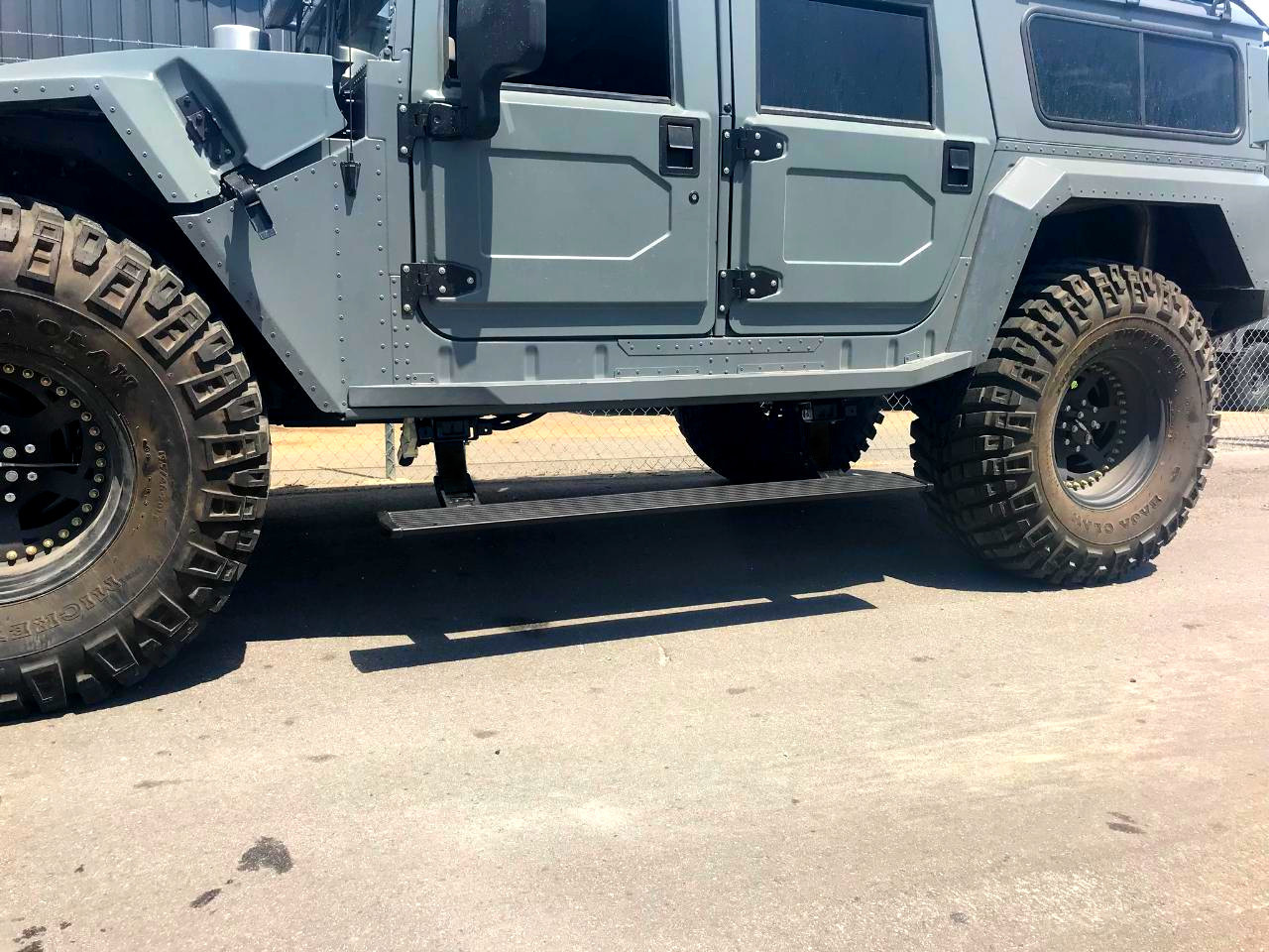 Predator Amp Research Drop-down Step - Predator Inc: Hummer Accessories ...