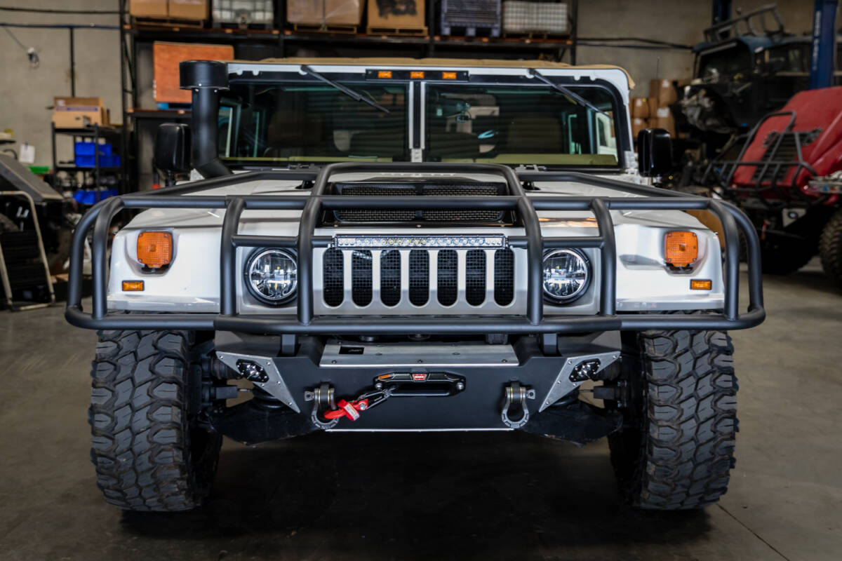 D-Ring Heavy Duty Brush Guard w/ Integrated 20" Rigid Light Bar ...