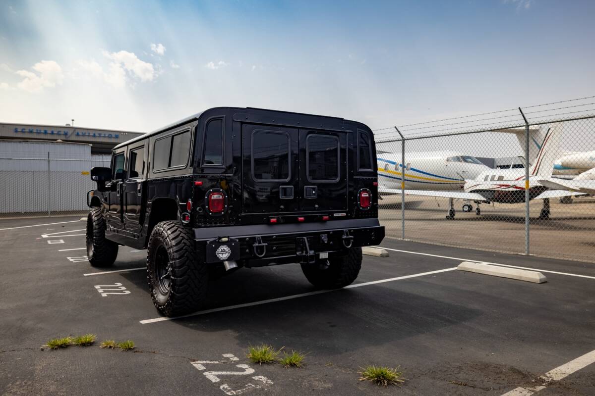 SOLD: 2001 H1 Hummer Black Wagon Duramax LBZ Engine – 6 Speed Allison ...